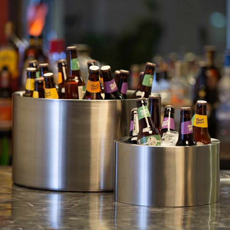 Cold Beer Here! Servers That Keep your Beer Chilled